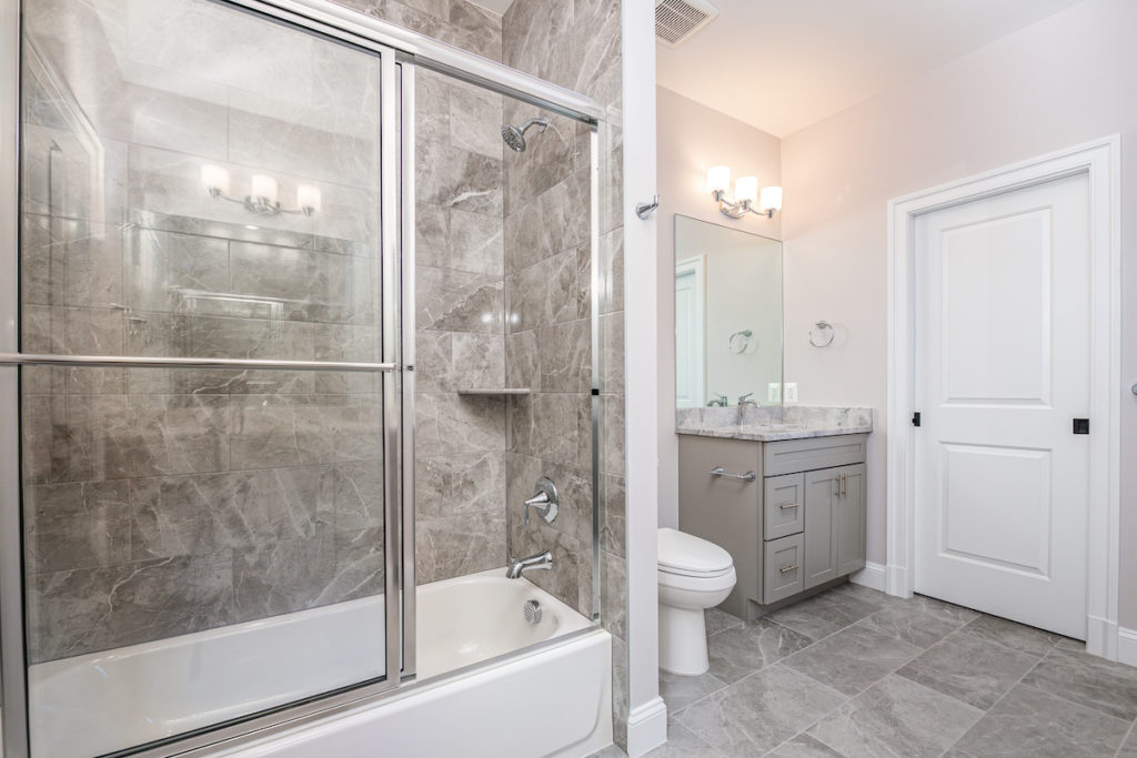 Bathrooms - Meridian Homes Inc.
